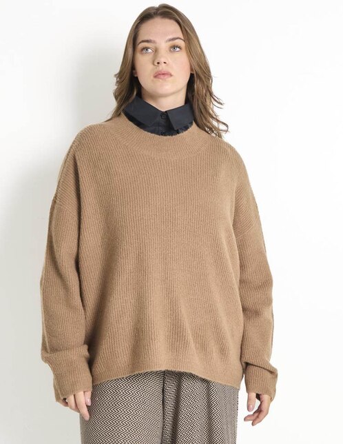 Suéter Weekend Plus cuello alto para mujer 1
